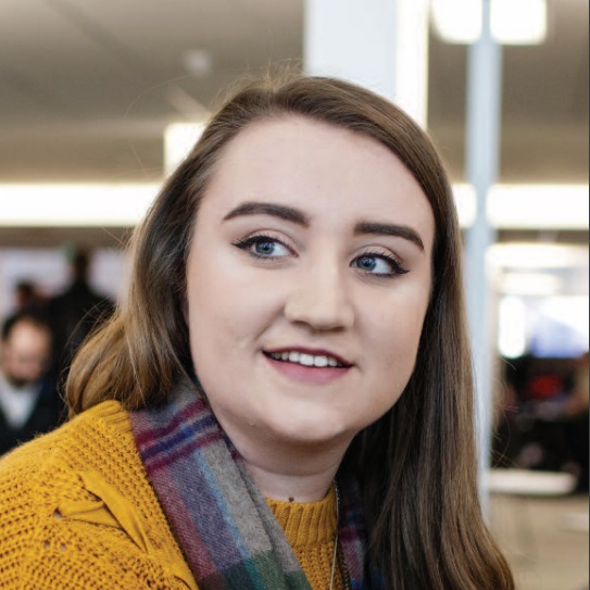 Louise Edge's Instagram, Twitter & Facebook on IDCrawl