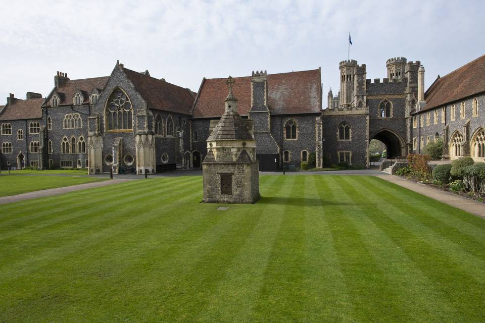 Historical Association Annual Lyle Lecture: ‘A City fit for The Queen ...